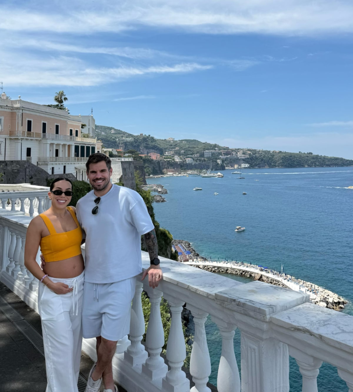 Hunter Montgomery & Daniella Share Pregnancy News — Baby Name and ...
